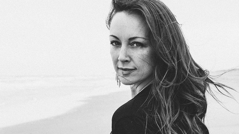 Interview: Tara MacLean opens up about her new album Deeper and ...