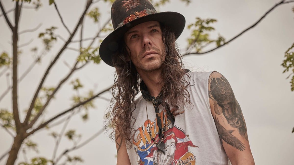 Kyle McKearney releases new soulful song 'Hold On Goodbye ...